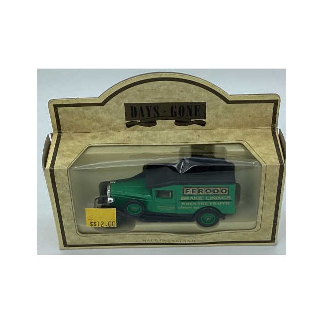 1:43 LLEDO Days Gone 1936 Pakard Ferodo Brake Linings